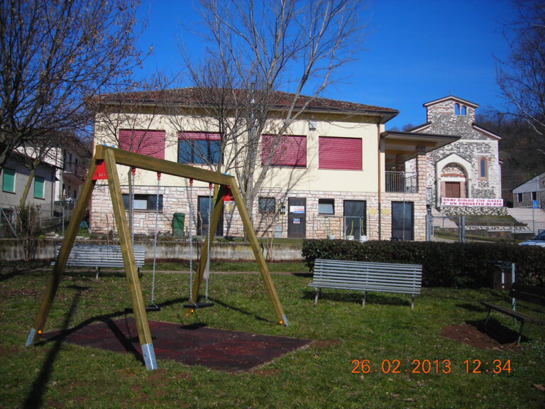 Restena: una nuova giostra nel parco – In Arzignano